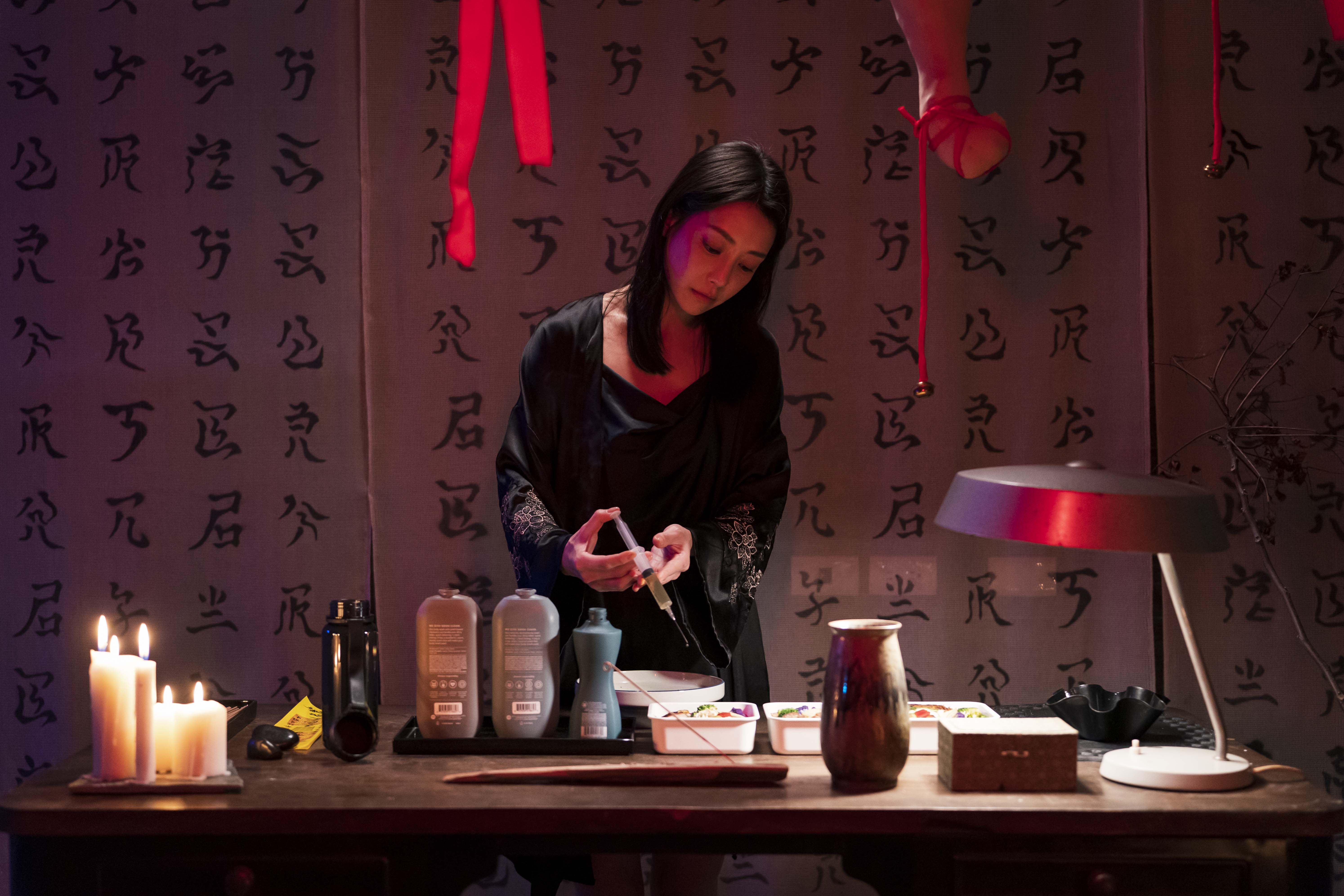 Suffocating Love (愛的噩夢, Liao Ming-yi, 2024) – Windows on Worlds